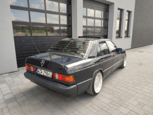 MERCEDES-BENZ 190E W201 rear window louvers/window blinds Auto-plas ...