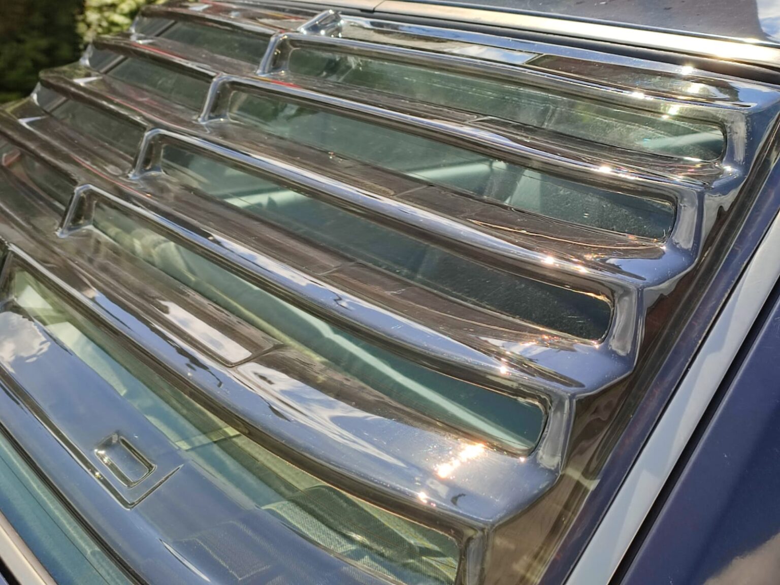 MERCEDES-BENZ 190E W201 rear window louvers/window blinds Auto-plas ...