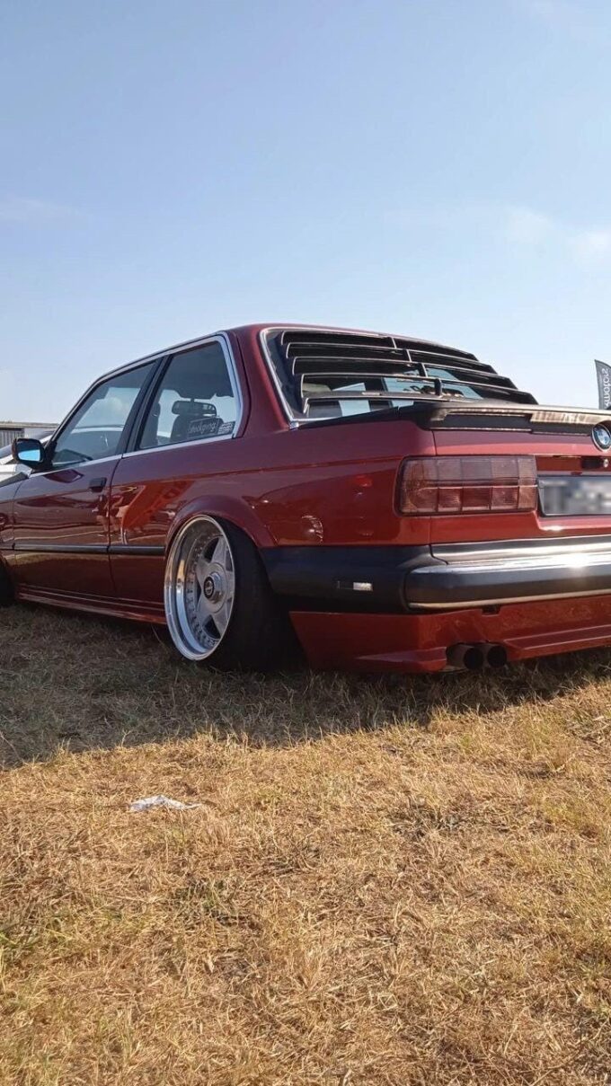 BMW E30 Rear Window Louver Visor Blinds abs-plastic – Auto Sport Plastic