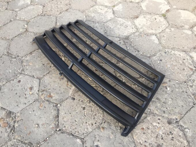 MERCEDES-BENZ W124 rear window louvers/window blinds – Auto Sport Plastic