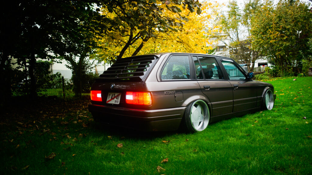 BMW e30 Touring/Wagon/Univesal/Combi Rear Window Louver Visor Blinds ...