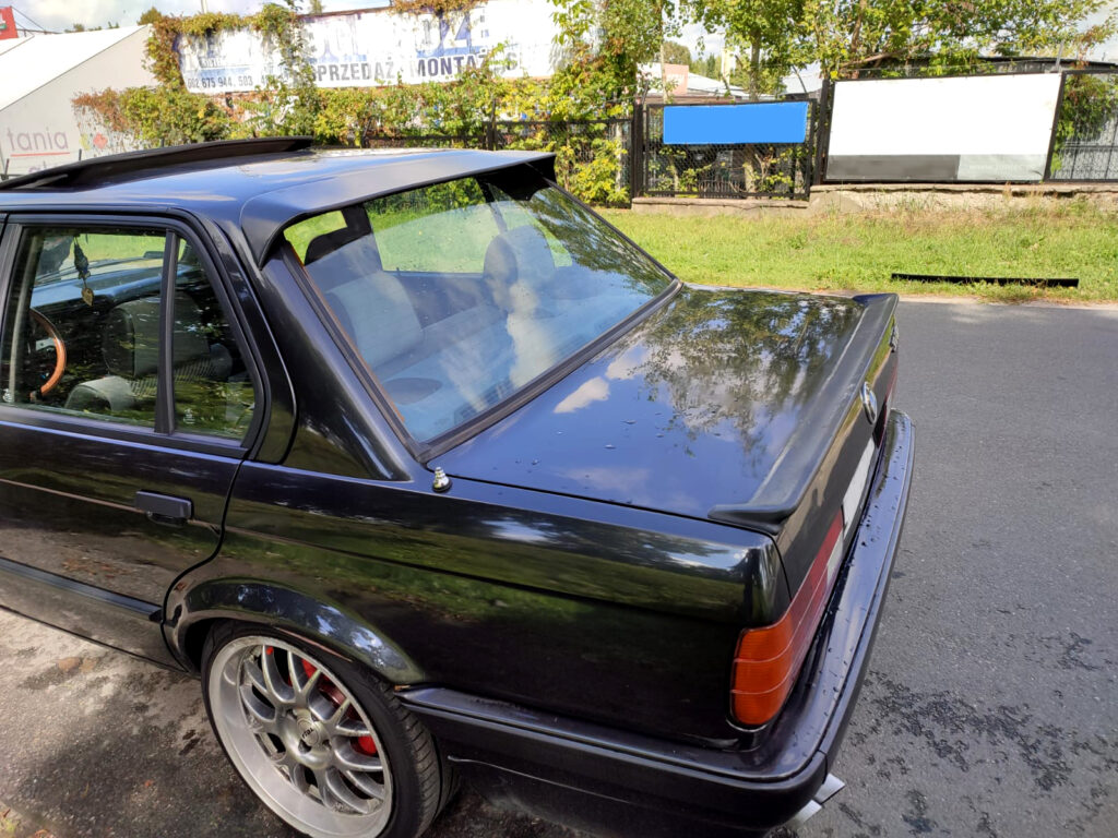 Roof spoiler / Rear window spoiler BMW e30 | Auto Sport Plastic