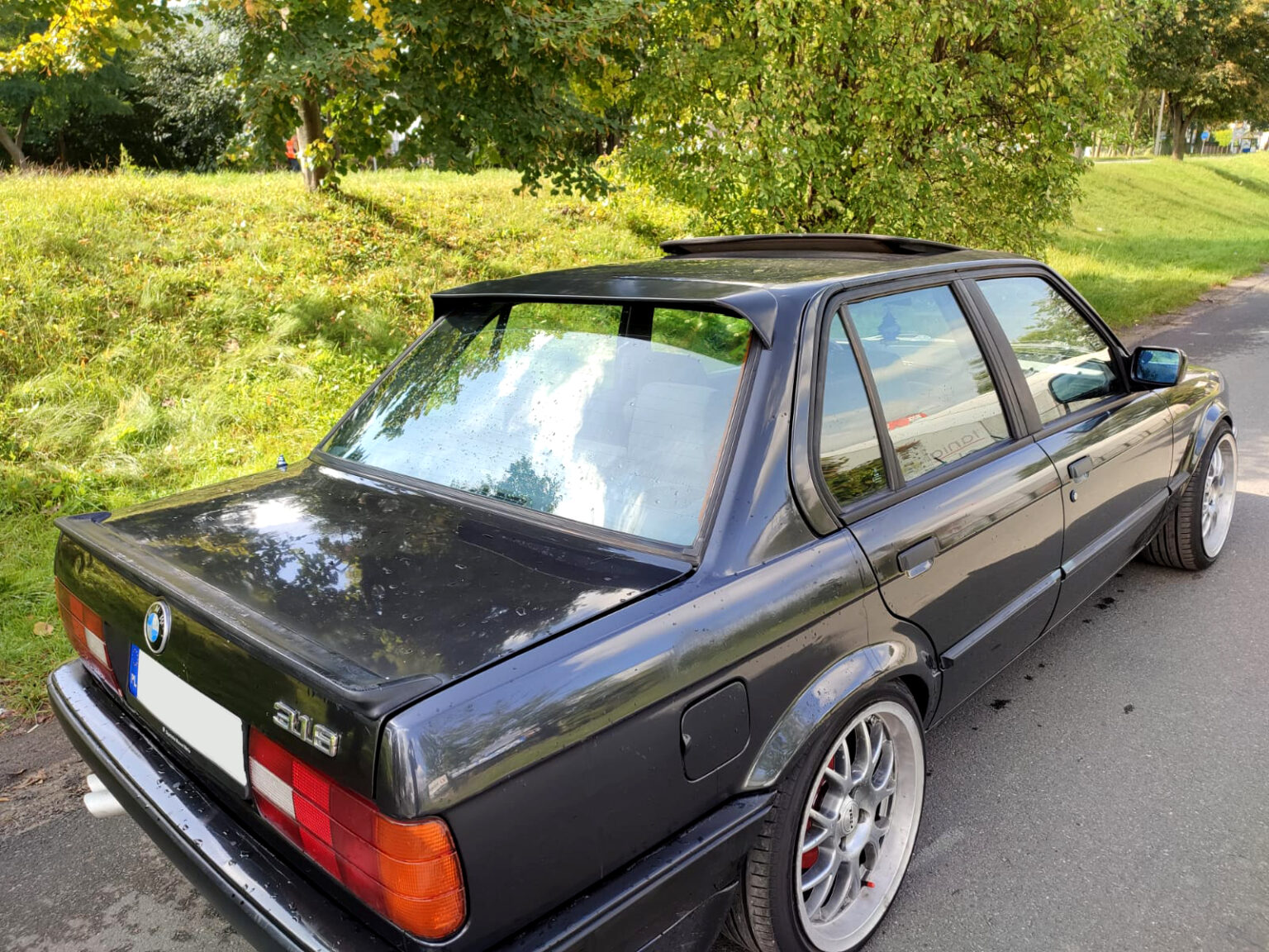 Roof spoiler / Rear window spoiler BMW e30 | Auto Sport Plastic