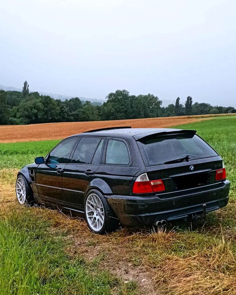 Wide body for BMW e46 touring