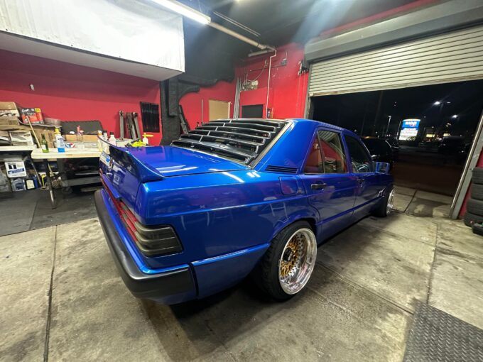 MERCEDES-BENZ 190E W201 rear window louvers/window blinds Auto-plas ...