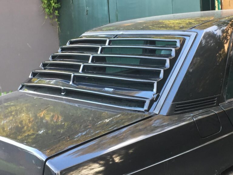 MERCEDES-BENZ 190E W201 rear window louvers/window blinds Auto-plas ...