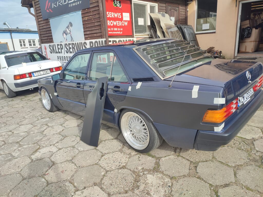 Wide body Mercedes-Benz 190 W201 REAR | Auto Sport Plastic